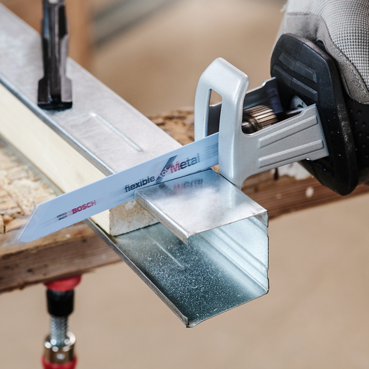 2608656042 Hoja de sierra sable Bosch S1122EF Flexible for Metal ...